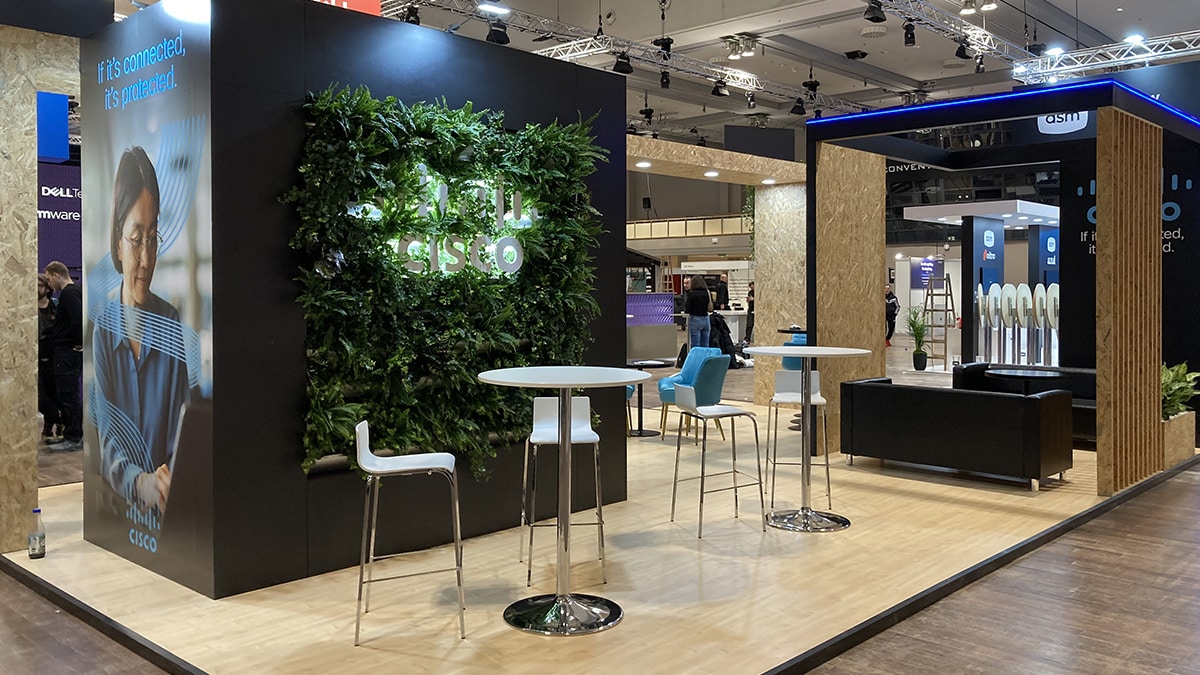 Top 10 trends in exhibition stand design for 2025 | Full Circle